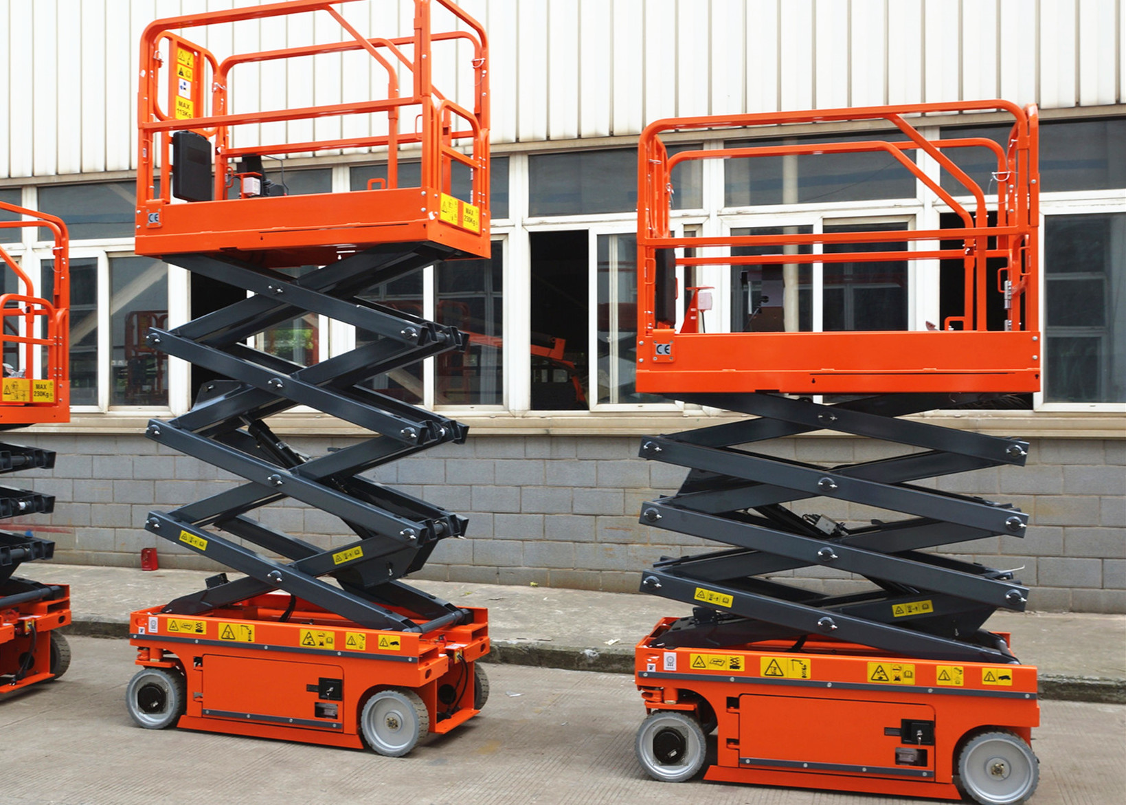 Scissor Electric Work Platform Lifts Proportional Control For Aerial ...