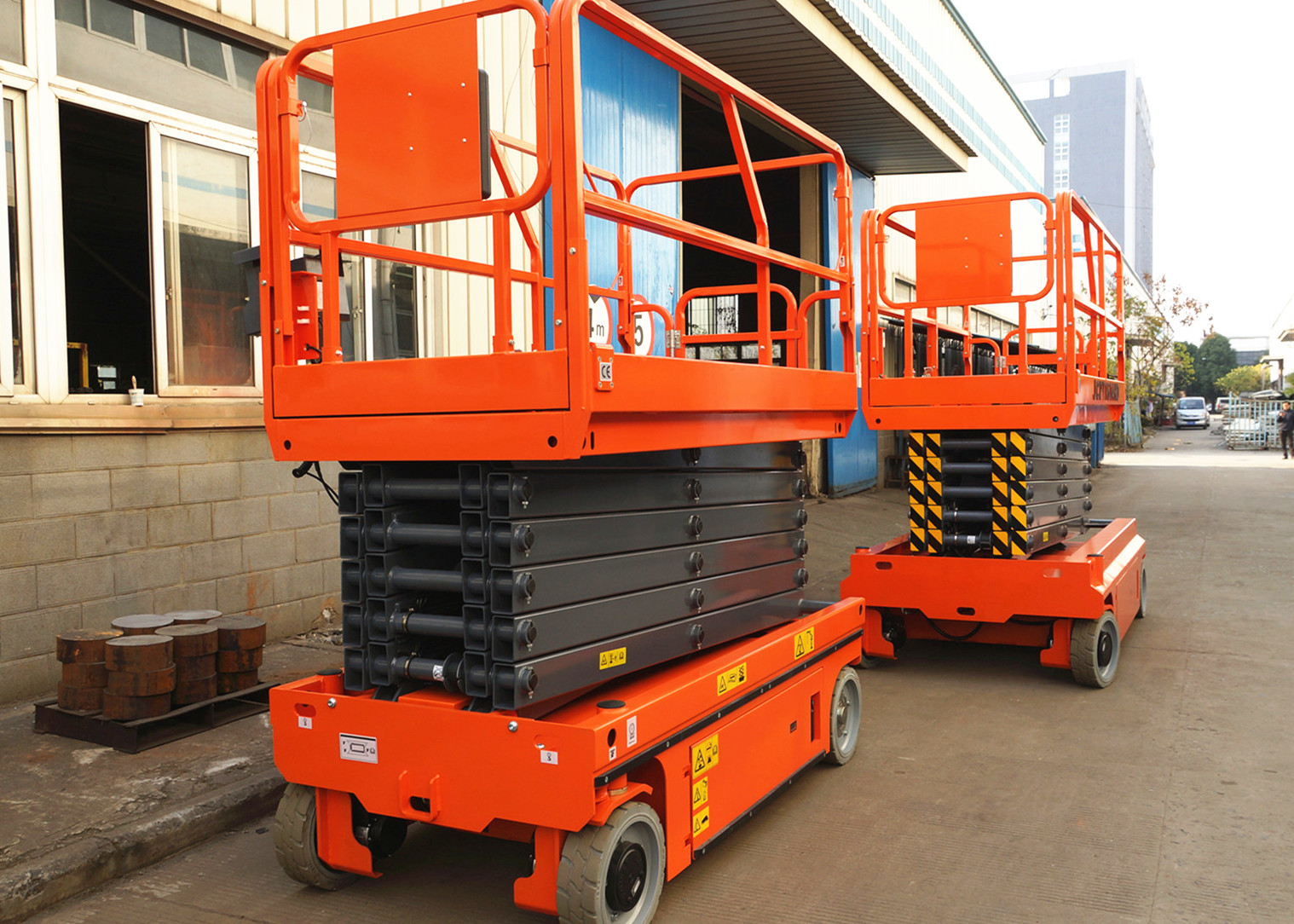 Electronic Driven Scissor Lift Aerial Work Platform Extendable Lift ...